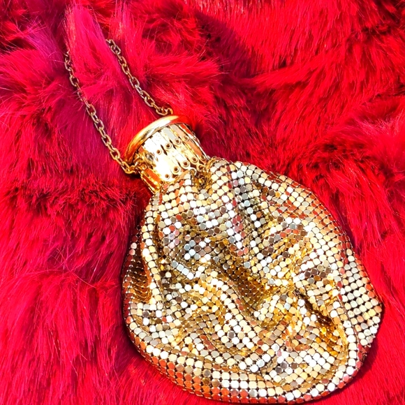 Whiting & Davis | Bags | Whiting Davis Gold Mesh Bag | Poshmark